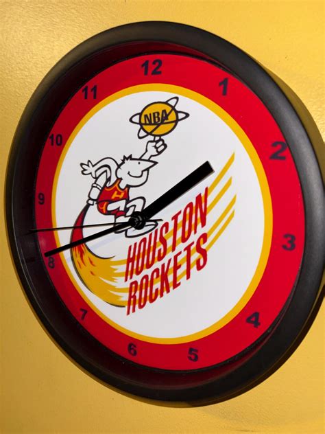 Houston Rockets Throwback Basketball Man Cave Bar Retro Wall Clock Sign