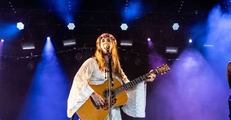 Sierra Ferrell Seating Chart