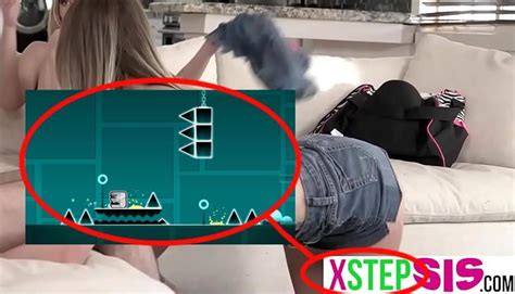 Geometry Dash Reference R Geometrydash