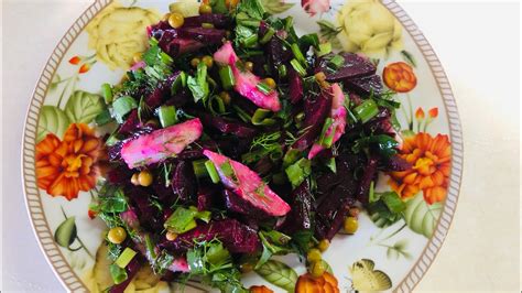 Смачний салат з буряка та оселедця🐟 Youtube
