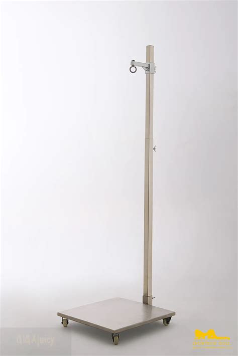 Sex Doll Stand Irontech Gigajuicy