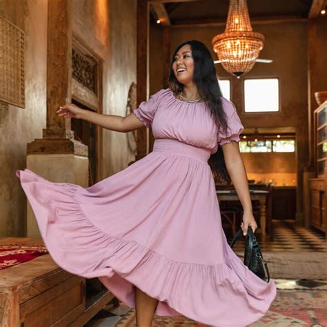 Купить Платье Парвати однотонное длина миди Официальный магазин Алексея и Ольги Валяевых