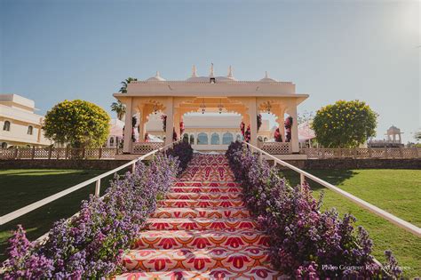 Prexa Jain And Vishal Patel Jagmandir Udaipur Weddingsutra