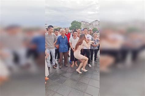 感谢官方大大推送热门感谢 感谢友家人们的支持和一路的拍伴谢谢你们非常感谢