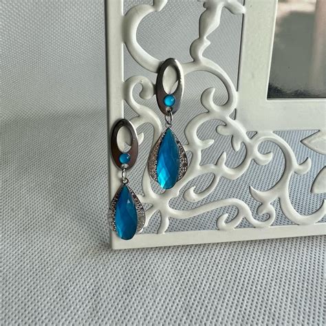 Náušnice S Modrými Kamínky Potvor Pomáhat Tvořit Náušnice S Modrými Kamínky Potvor Pomáhat Tvořit