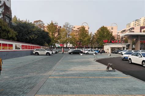 创建动态 我市多措并举为停车难“开良方”夜间停车位群众