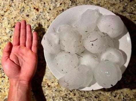 Gorilla Hail Struck Texas And Oklahoma Last Night And It Looked Like That Photo 30 R Article13