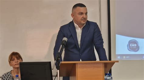 Кметът на Варна не харесва зоната на Морска гара открита при управлението на ГЕРБ