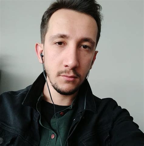 cevher bakan medium