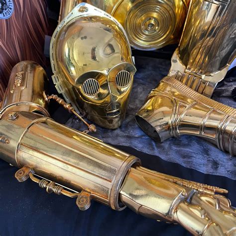 Exploded Life Size C 3po Droid Parts The Green Head