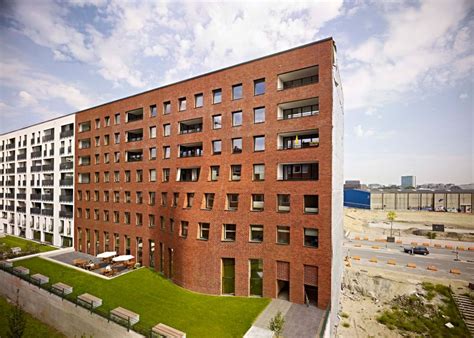 Wandel Lorchs Hamburg Chapel Has Bulging Brickwork