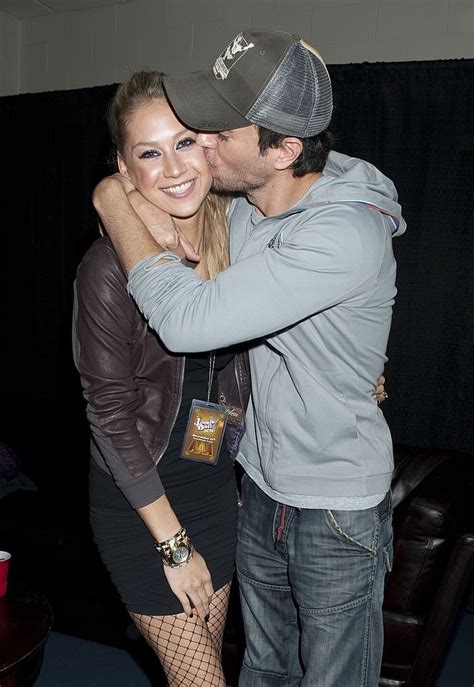 ანა კურნიკოვა და ენრიკე იგლესიასი მესამე შვილის მშობლები გახდნენ