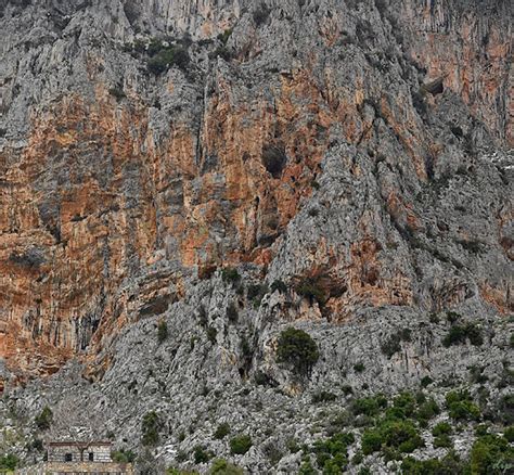 3 αξιολογήσεις για Εκκλησία Άγιος Κωσταντίνος Εκκλησία στην Χαλκίδα Στερεά Ελλάδα