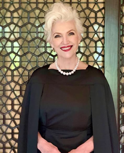 Maye Musk Estilismo
