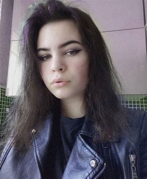 Kris Medium Kris Medium