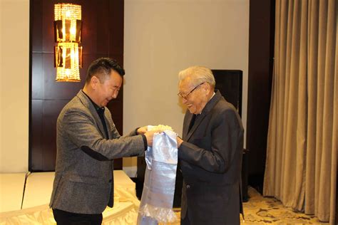 Академич Д Төмөртогоогийн “Эрдэм шинжилгээний бүтээлийн чуулган”… Монгол Улсын Их Сургууль