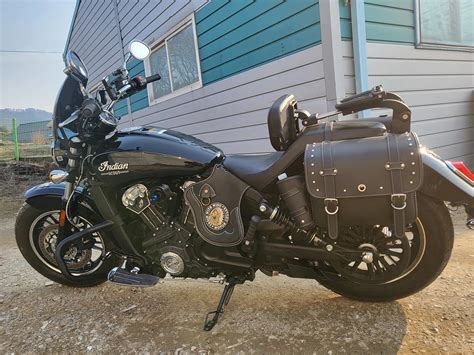 인디안스카우트 22년식 당근 중고거래