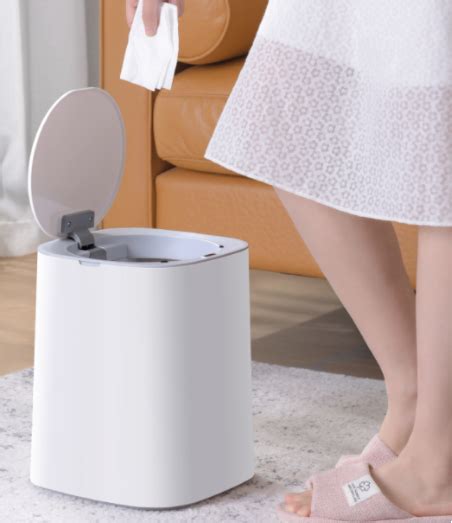 Free Touch Sensor Waste Bin L AEMAXX CO LTD