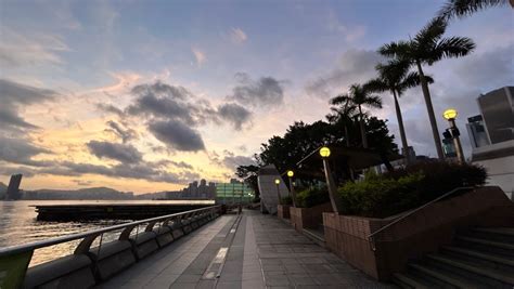天文台｜今日大致多雲 有幾陣驟雨 市區最高氣溫約32度 星島日報