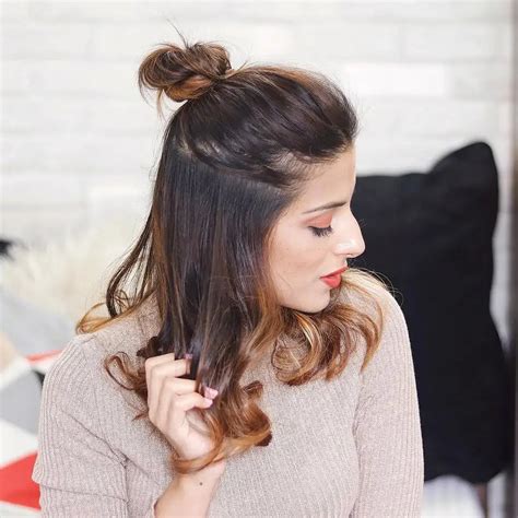 Top 15 Hairstyles For College Girls Quick And Stylish Ideas