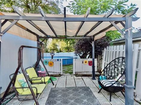 1310 Spring Rd Cleveland Oh 44109 Mls 4396442 Trulia