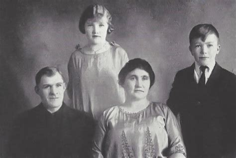 Tammila Wester And Manda Hanna Old Timers Hanna History Com