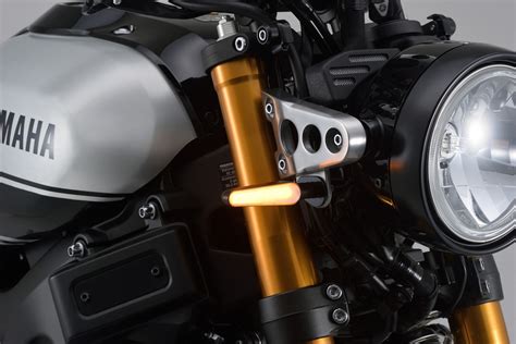 D Light Ray Sequential Led Indicators Pair