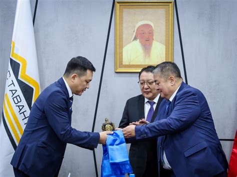 Арванхоёрдугаар сард Эрдэнэс Тавантолгой ХК д дахин онцгой дэглэм тогтоож Ж Ганбатыг дахин