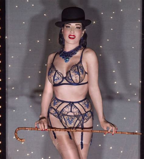 Hot Dita Von Teese Bikini Pics