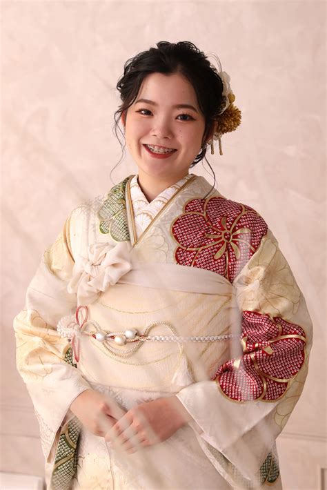 さくらちゃん｜成人式振袖・卒業式袴レンタル・前撮りなら【takazen】大阪（梅田・心斎橋・堺）兵庫（神戸旧居留地・姫路）奈良・橿原の店舗へ