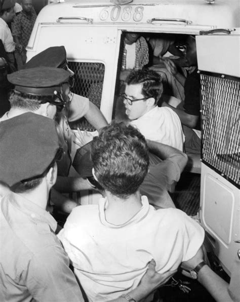 Feb 19 2016 Arrest Photo Of Young Activist Bernie Sanders Emerges