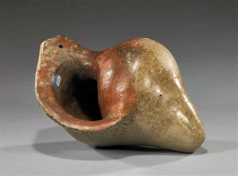 Moche Pottery Trumpet Conch Shell Lot 486 Conch Shell Shells