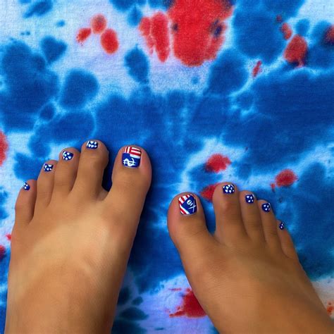 Patriotic Toenails