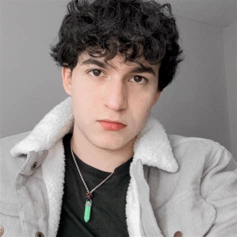 Mauricio Ab On Reels