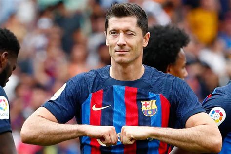 Laliga Barcelona Striker Robert Lewandowski Equals Ronaldos Incredible Record Daily Post