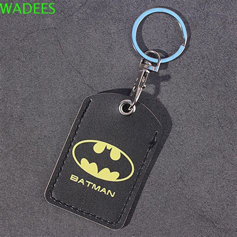 Wadees กระเป๋าใส่บัตรเข้าชุมชน พวงกุญแจรถยนต์ ลายการ์ตูน สร้างสรรค์ พร้อมสายคล้องหนัง Shopee