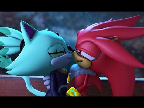 Sonic The Hedgehog And Blaze The Cat Kissing