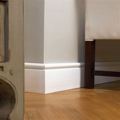 Первази от полиуретан Лерос ЕООД Качествени стенни покрития и подови настилки