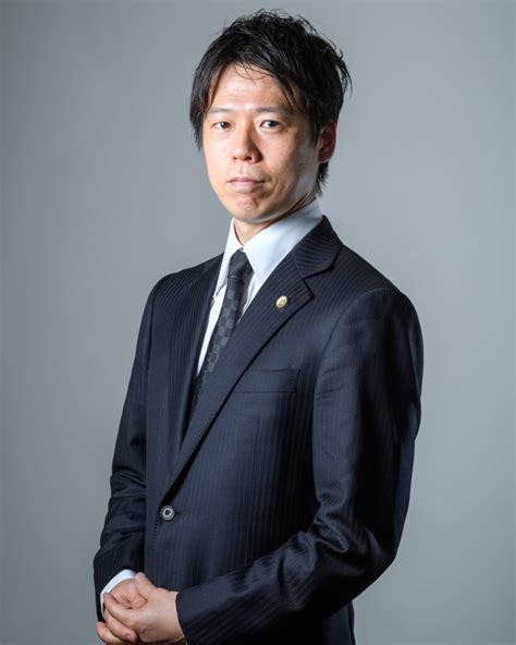 弁護士 中島 玲史Nakajima Reishi 第一中央法律事務所
