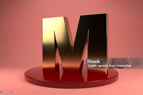 골든 레터 M 대문자 벽지 3d 렌더링 3d 일러스트레이터 0명에 대한 스톡 사진 및 기타 이미지 0명 고체 금 금속 Istock