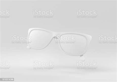 흰색 배경에 떠있는 흰색 안경 최소한의 개념 아이디어 크리에이티브 단색 3d 렌더 안경에 대한 스톡 사진 및 기타 이미지 안경 3차원 형태 흰색 Istock
