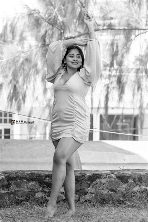 එයාගේ තියෙන්නේ අමුතුම ලස්සනක් නේද Photos ~ Ikman Lk Ikman News Web