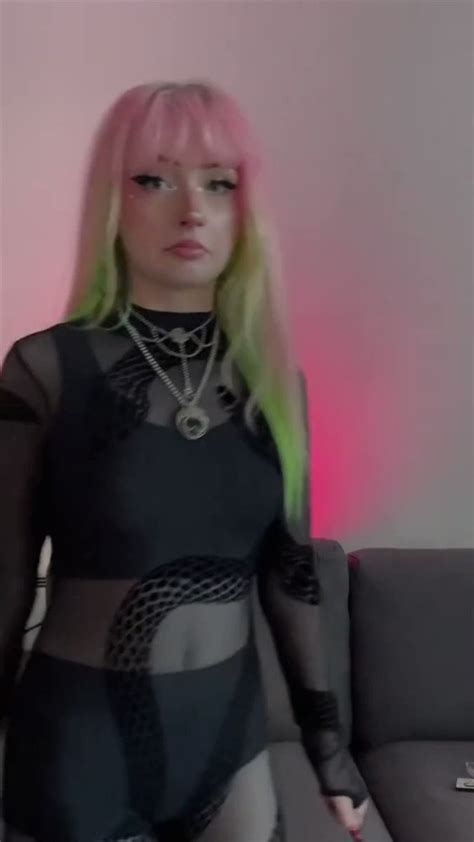 Eva Violet On Twitter Chill Like That