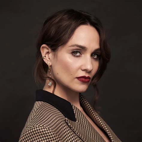 Über Tuppence Middleton Alias Lucy Smith In Downton Abbey