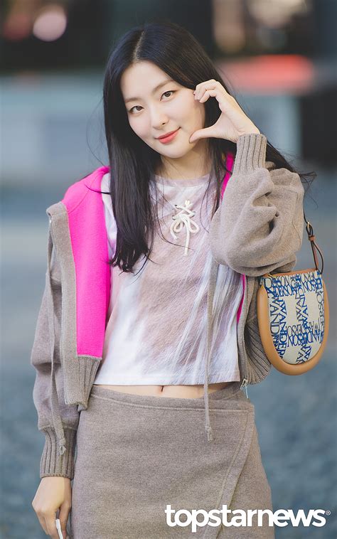 [hd포토] 레드벨벳 슬기 1자 배꼽 빼꼼 볼하트 두시탈출 컬투쇼 출근길 네이트 연예