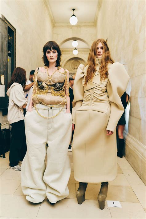Marc Jacobs Fall 2025 Ready To Wear Runway Fashion Show And Collection