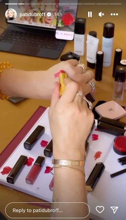 Margot Robbies Barbie Premiere Ponytail Is The Ultimate Updo