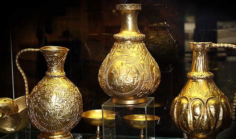 Съкровището от Наг Сент Миклош ще блесне в София