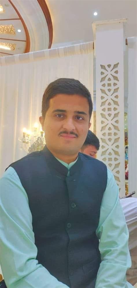 about abbas sharifi medium