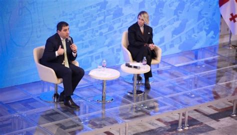 შალვა პაპუაშვილი ახალგაზრდებს შეხვდა საქართველოს პარლამენტი